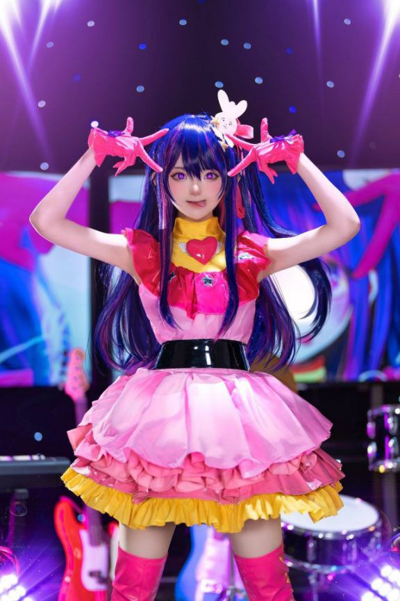 小柔SeeU cos星野爱[我推的孩子]，让人眼前一亮-颜七缘