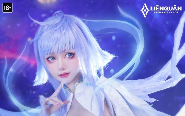 桃暖酱：汉服古风cos界的摄影女神-颜七缘